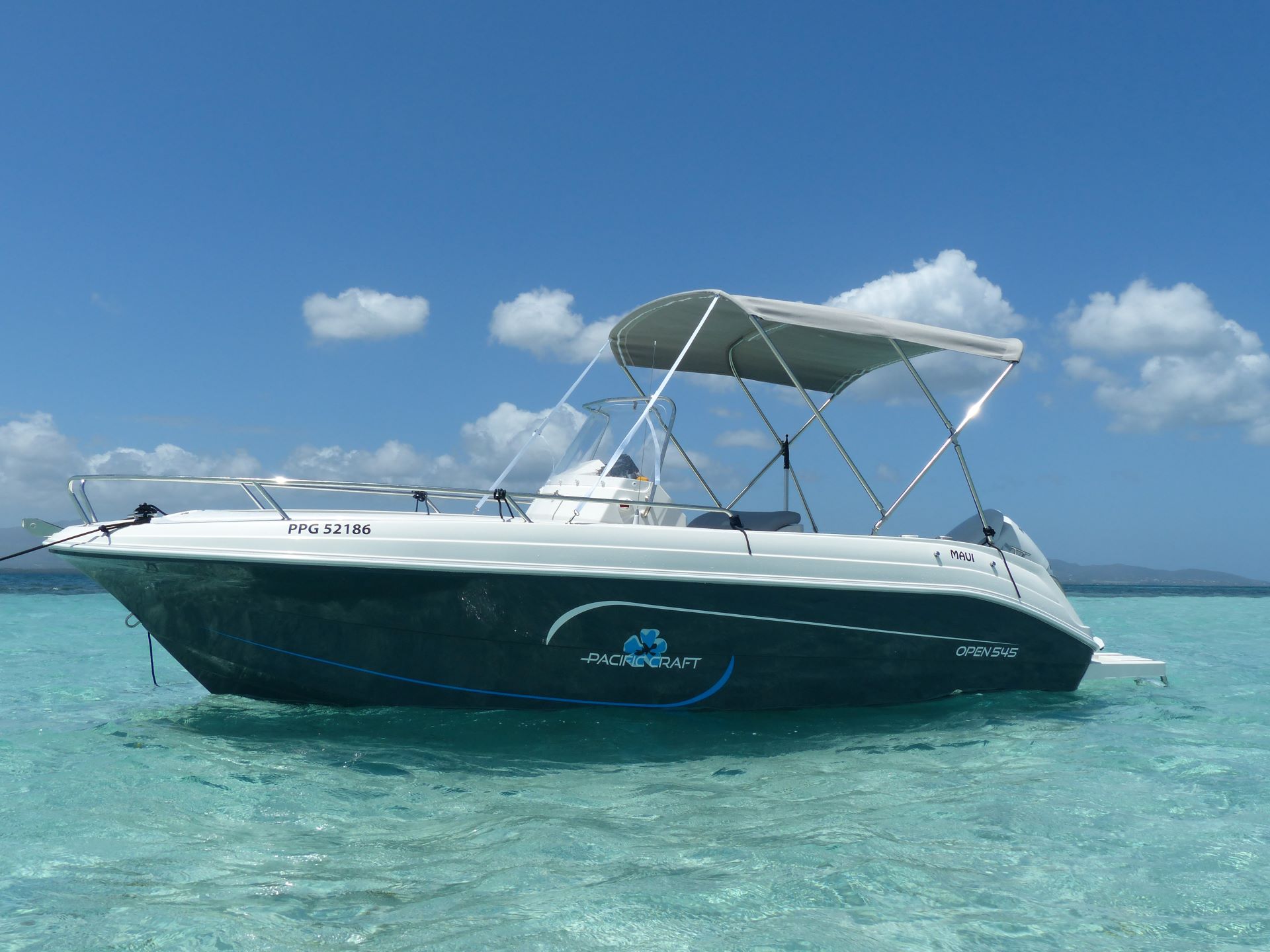 Nos conseils pour une location de bateau réussie en Guadeloupe - MANA ...